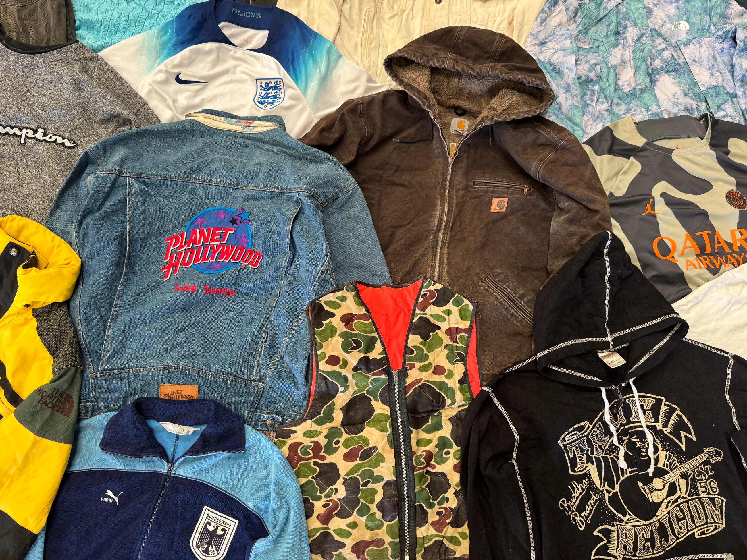 Best Vintage Wholesale - Vintage Clothing Wholesaler